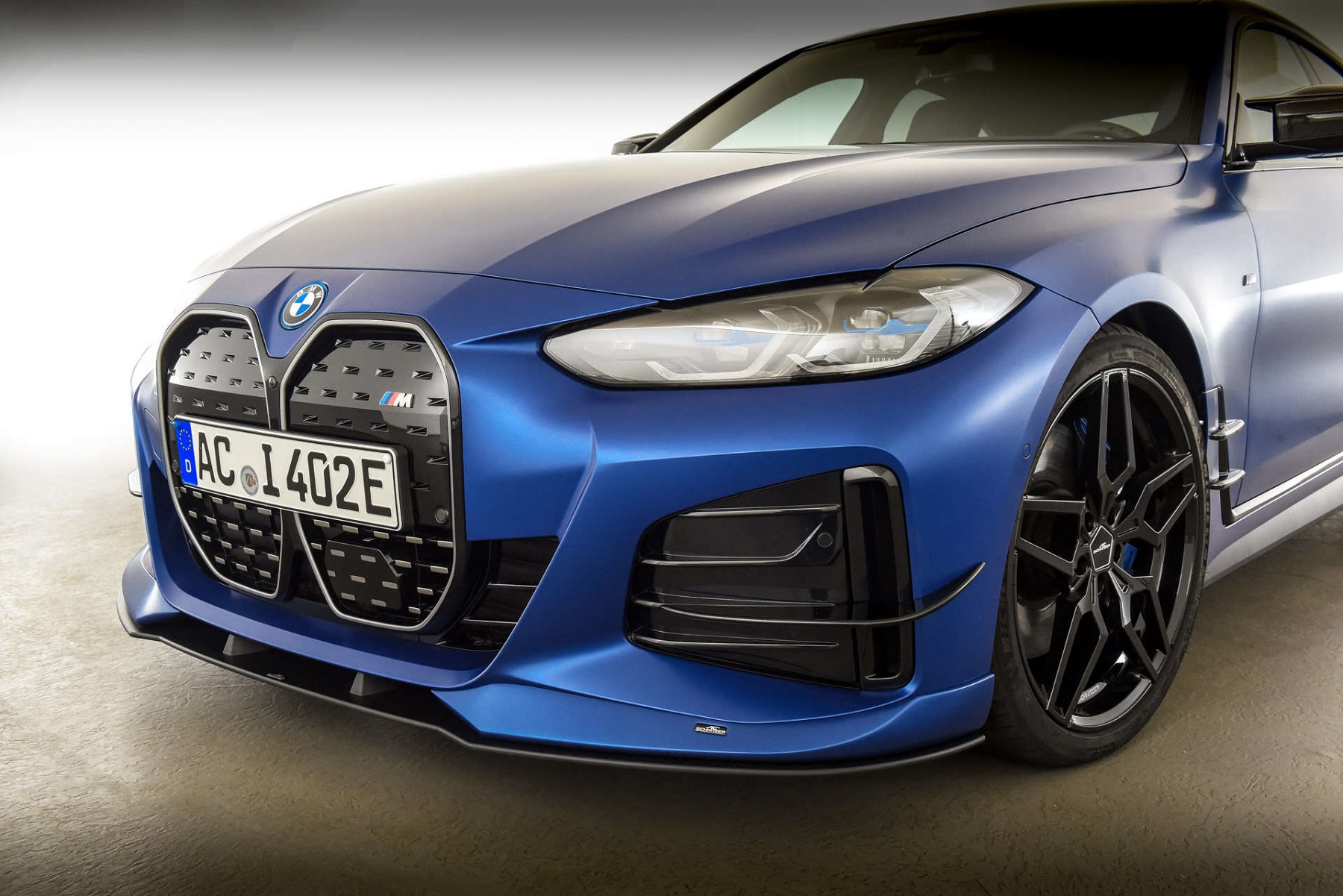 電動車可以改裝什麼？就讓AC Schnitzer BMW i4為大家示範 | 改裝資訊 | CARNEWS