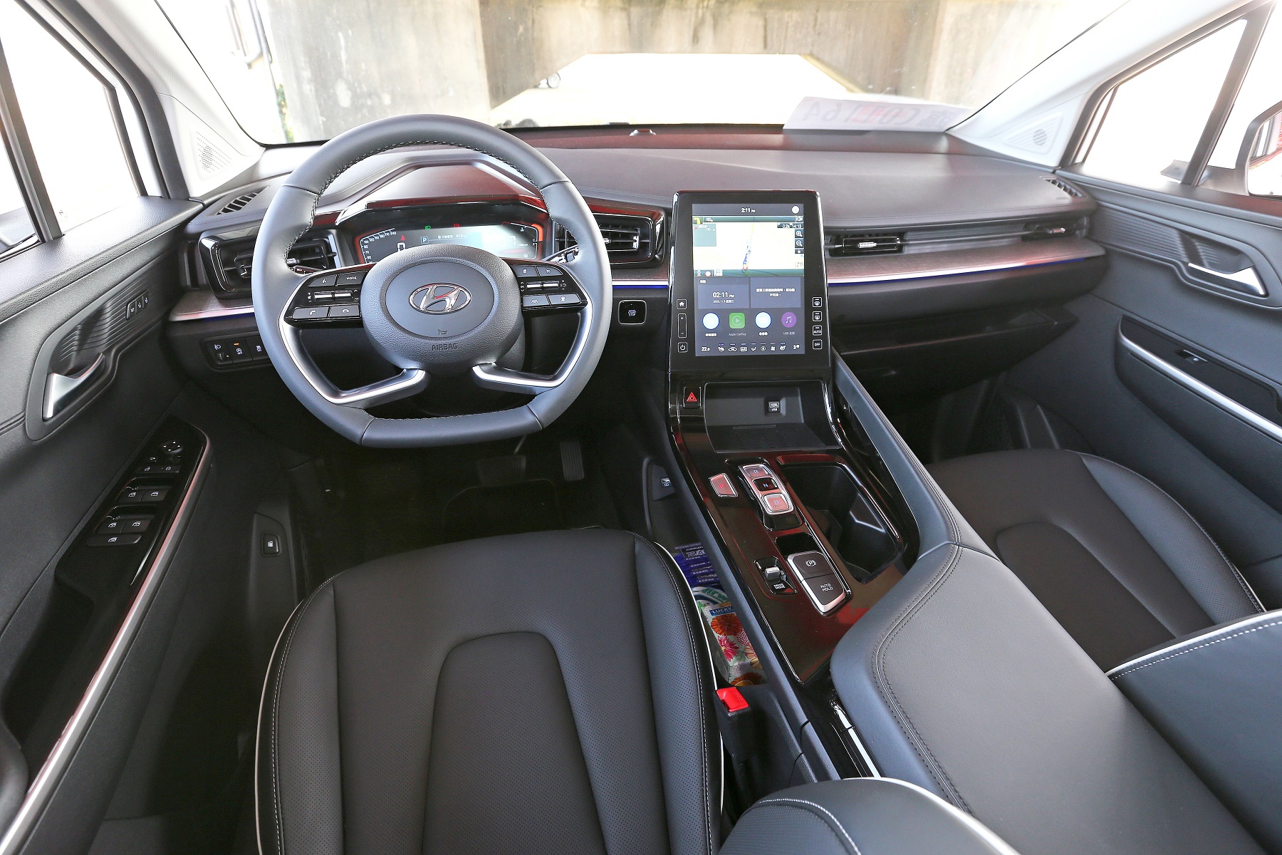 【試駕】重量級7座豪華LMPVHyundai Custin VIP | 試駕體驗 | CARNEWS