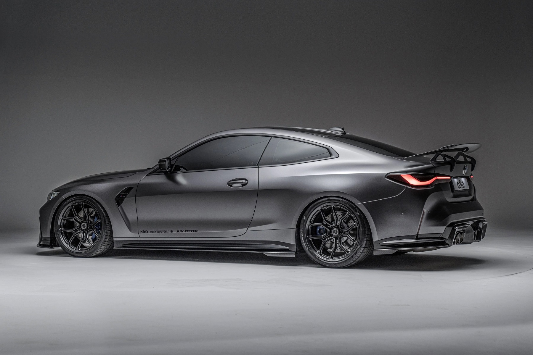 縮小進氣孔面積更霸氣Adro M3/M4空力套件推出 | 改裝資訊 | CARNEWS