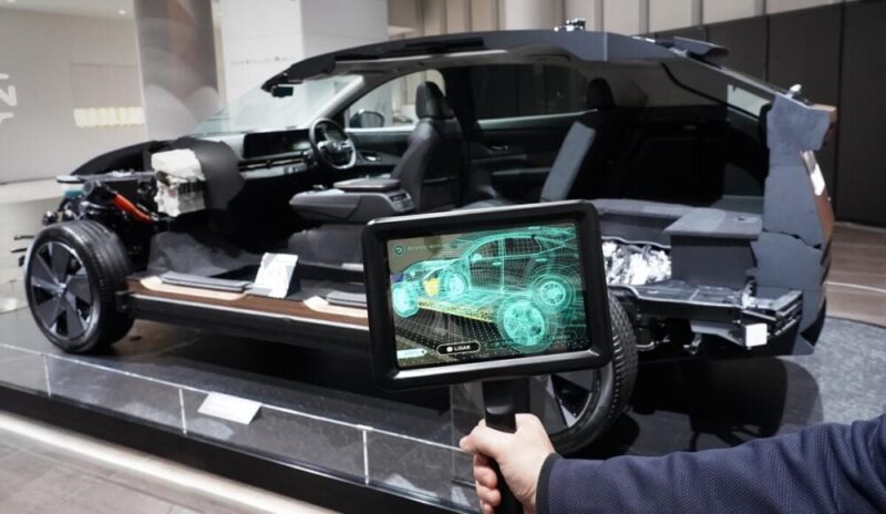 Nissan首度公開雙人座敞篷電動車! 「Max-Out」於總公司Gallery進行展示 | 一手企劃 | CARNEWS