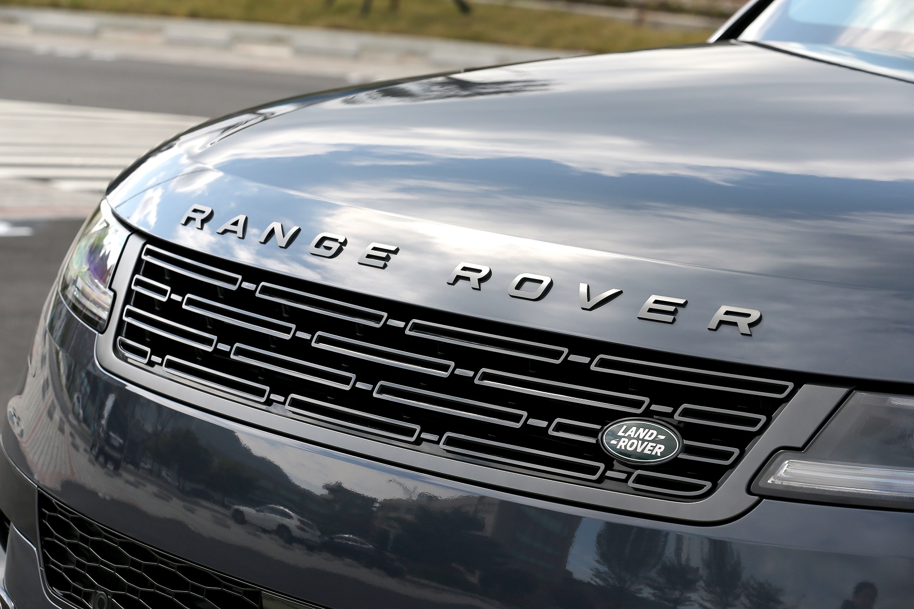 【試駕】豪華跑格至上Range Rover Sport D300 Dynamic SE | 試駕體驗 | CARNEWS