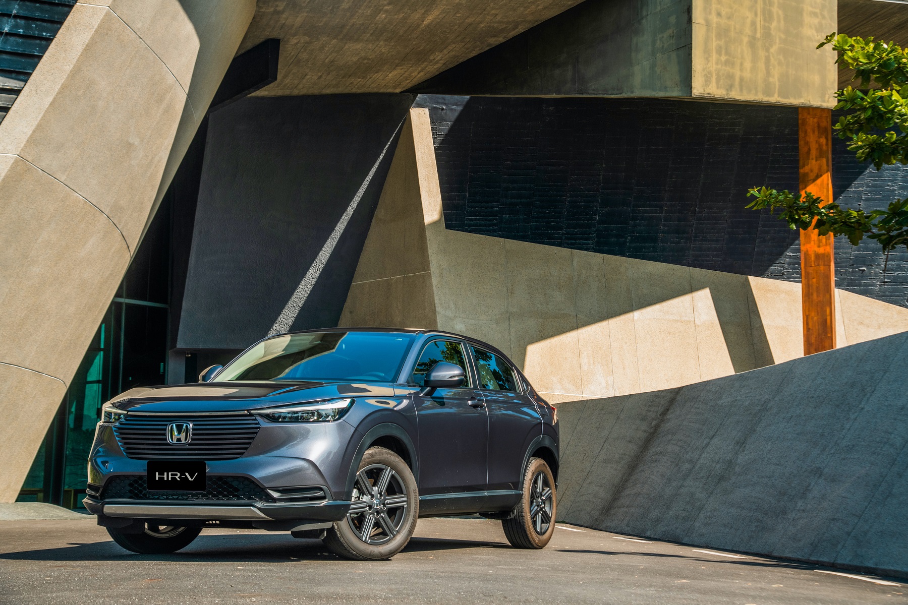 【2023 Taiwan Car of the Years Awards 最佳國產小型SUV】彈性機能，帥勁演繹Honda HR-V | 一手 ...