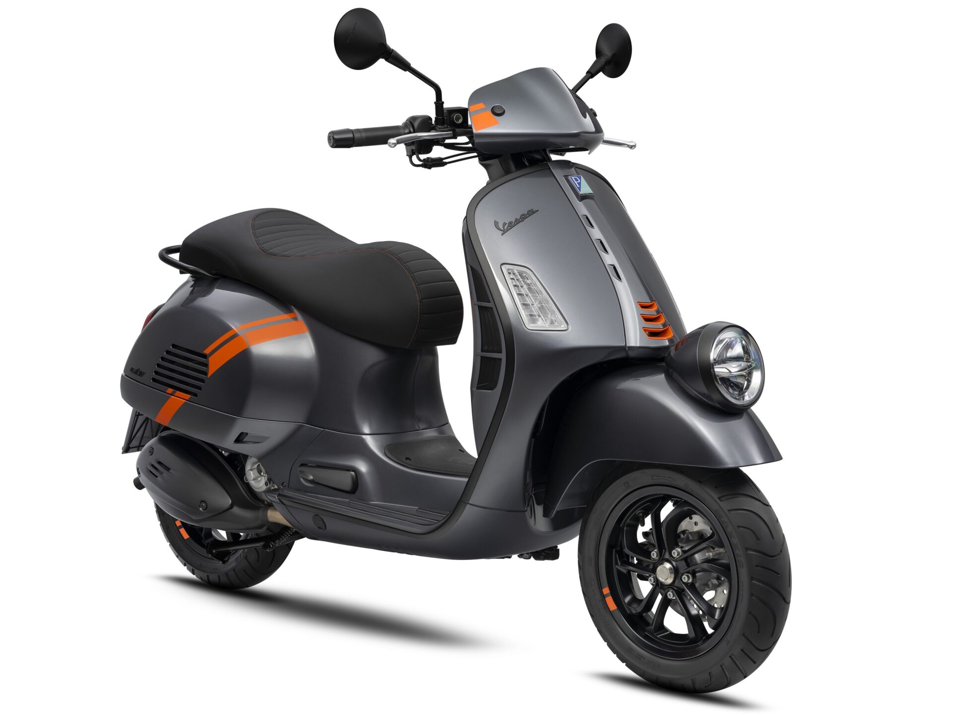大膽跑魂續寫永恆傳奇！ 全新Vespa GTV 300嶄新進化登場 | 新聞快訊 | CARNEWS