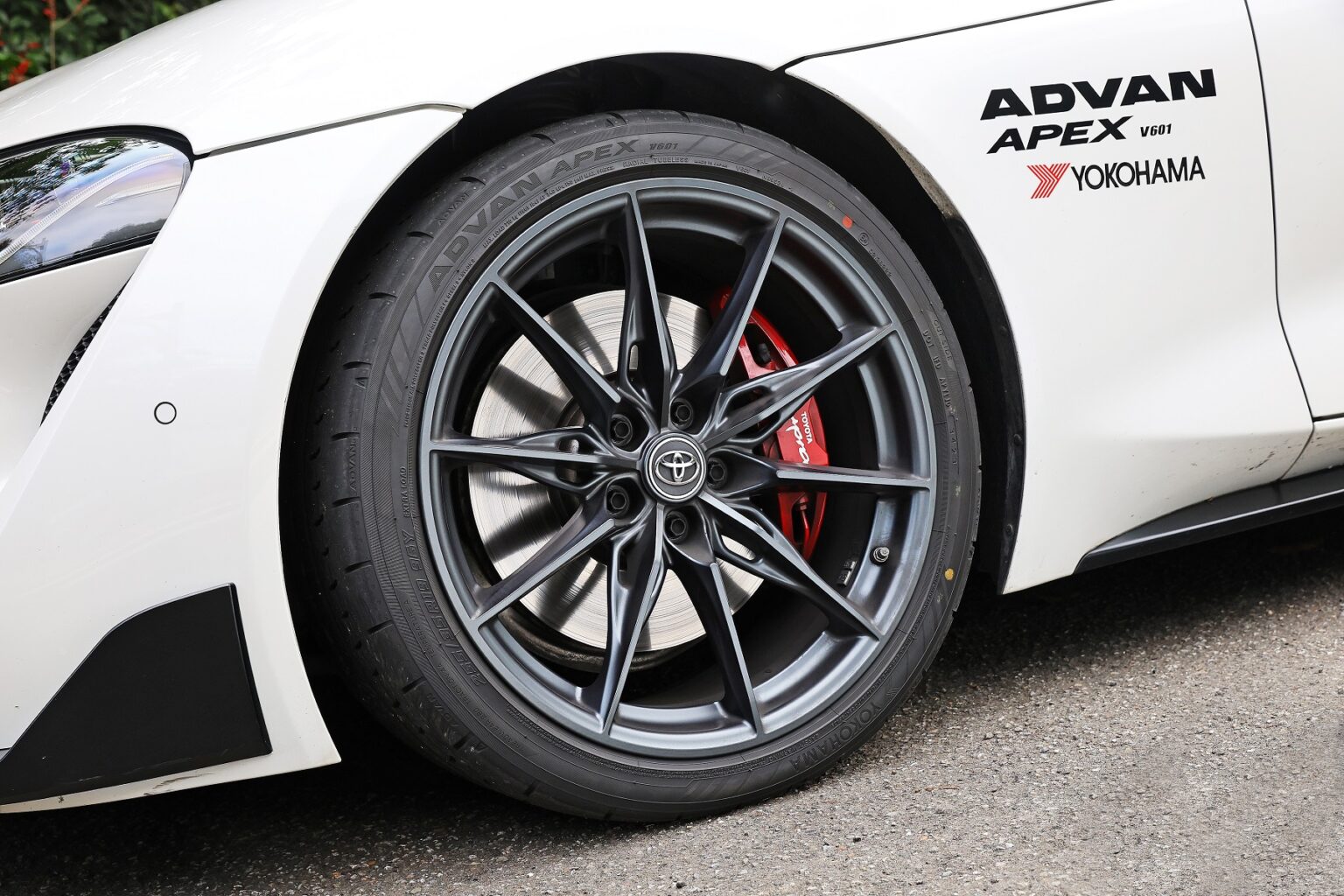 操控、舒適、耐用融合一身Yokohama ADVAN APEX V601 | 一手企劃 | CARNEWS