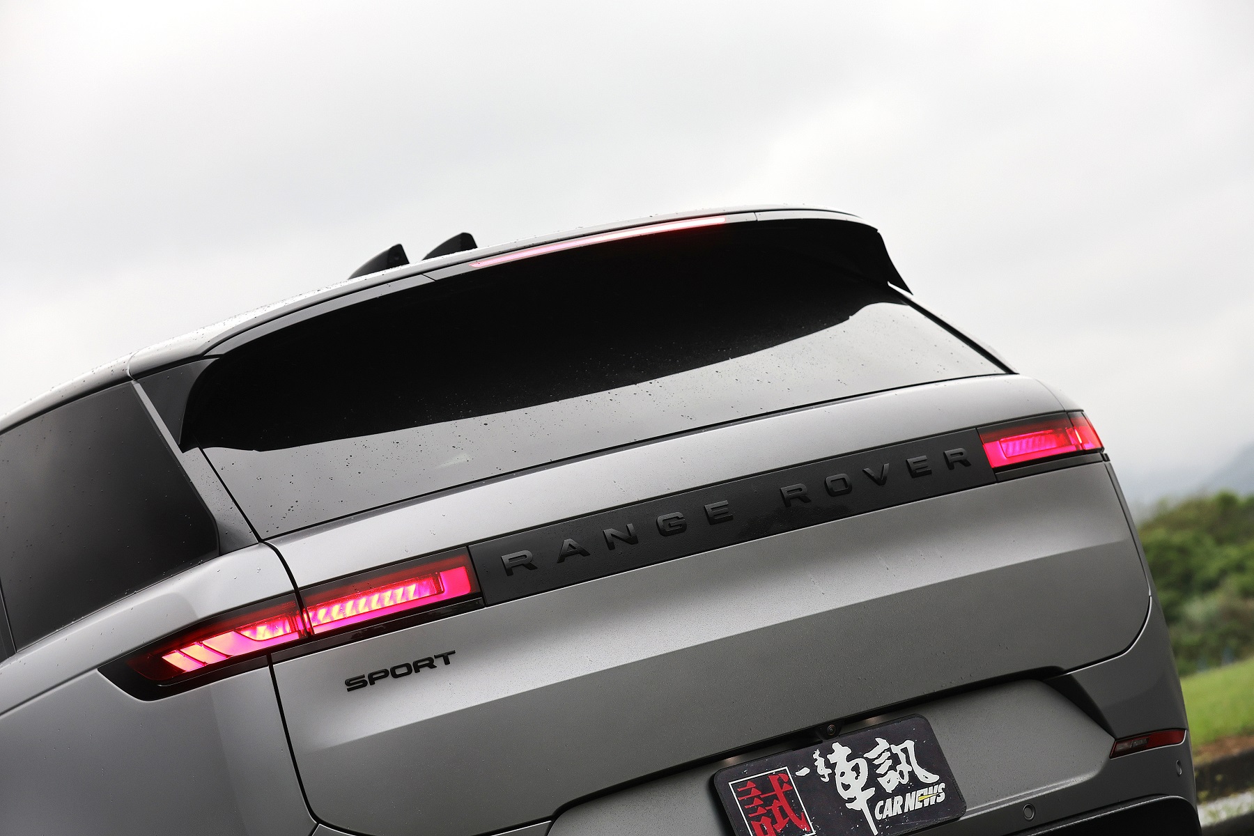 【一手試駕】極簡奢華跑旅Range Rover Sport P400 Dynamic SE | 試駕體驗 | CARNEWS