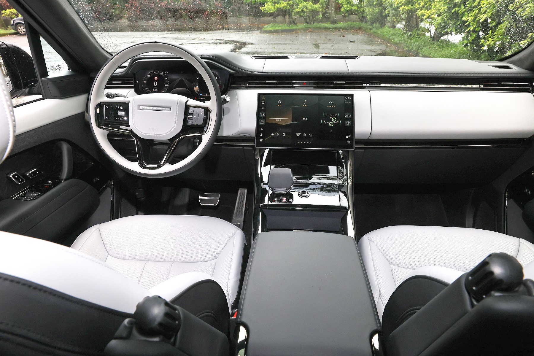 【一手試駕】極簡奢華跑旅Range Rover Sport P400 Dynamic SE | 試駕體驗 | CARNEWS