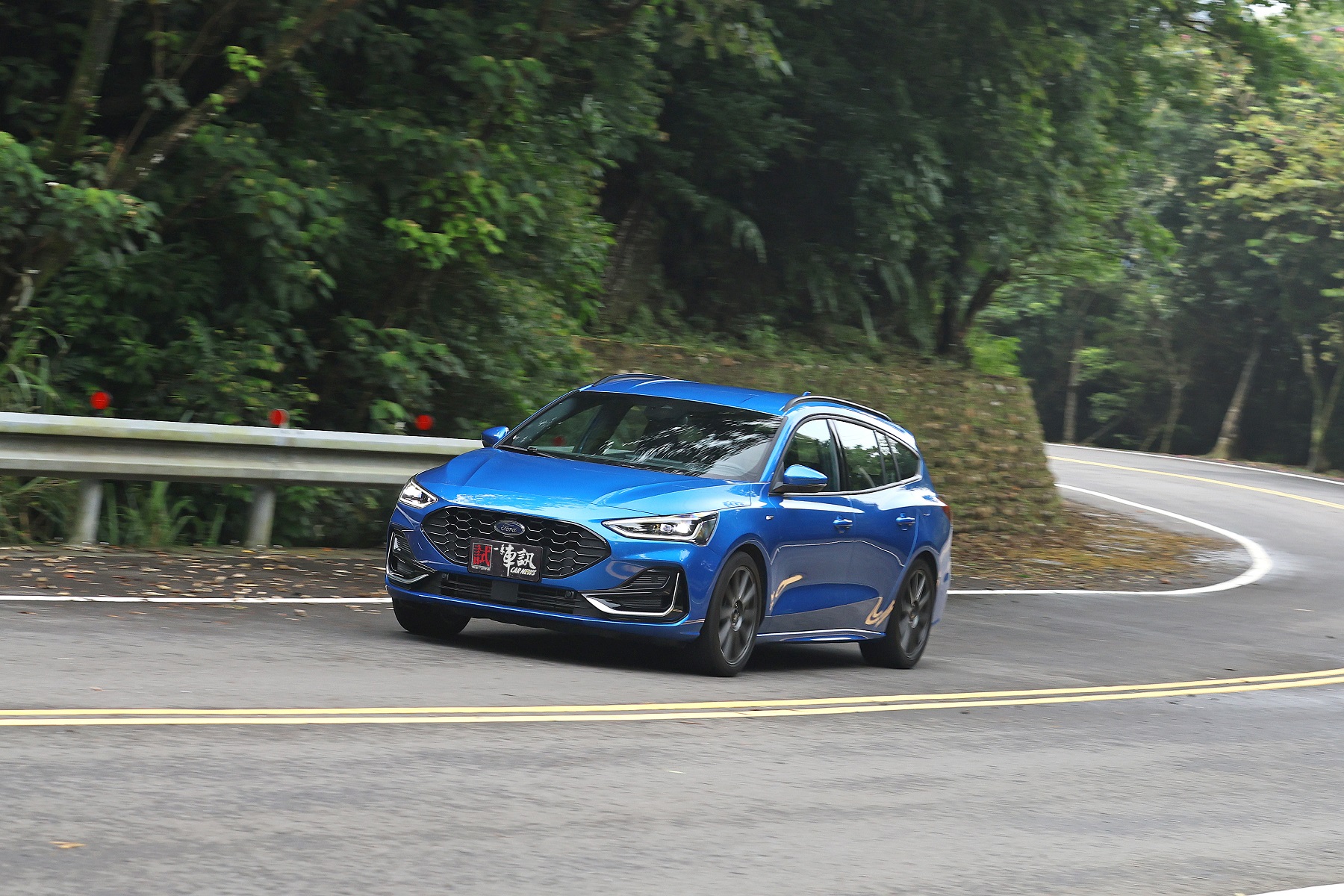 與德同規 新國民Wagon Ford Focus Wagon ST-Line Vignale | 一手企劃 | CARNEWS