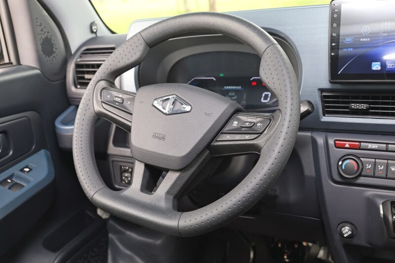 【一手試駕】幸福拉滿 CMC J Space 5人豪華型 | 試駕體驗 | CARNEWS