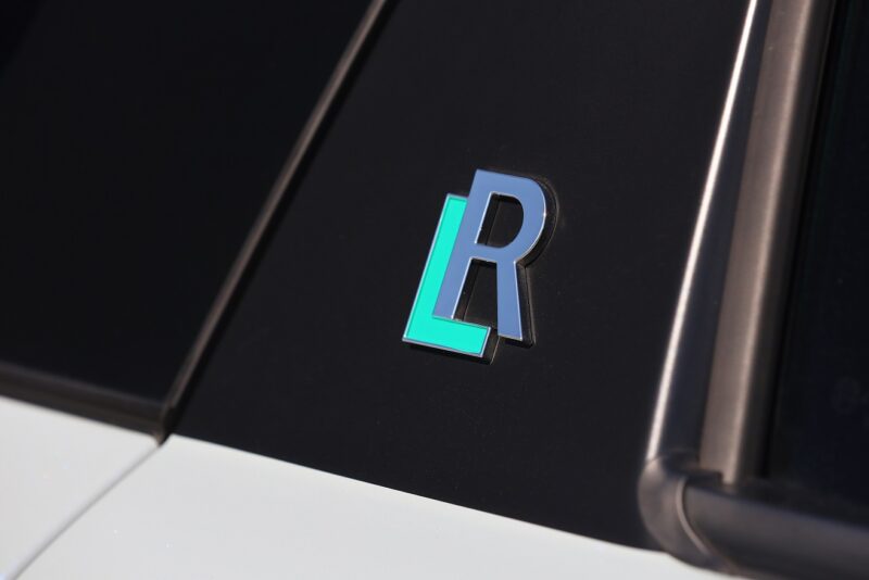 【一手試駕】聯袂出擊 Luxgen n⁷ LR 5人亮點版 | 試駕體驗 | CARNEWS