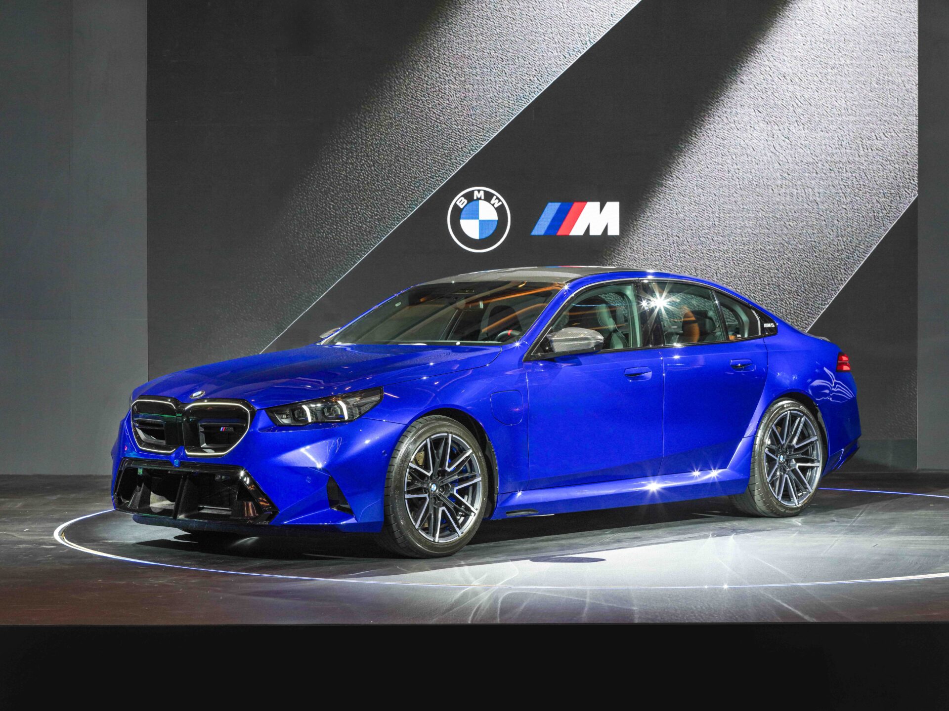 混能巨獸 BMW M5 & M5 Touring | 車訊網 | 風生活 - 風傳媒