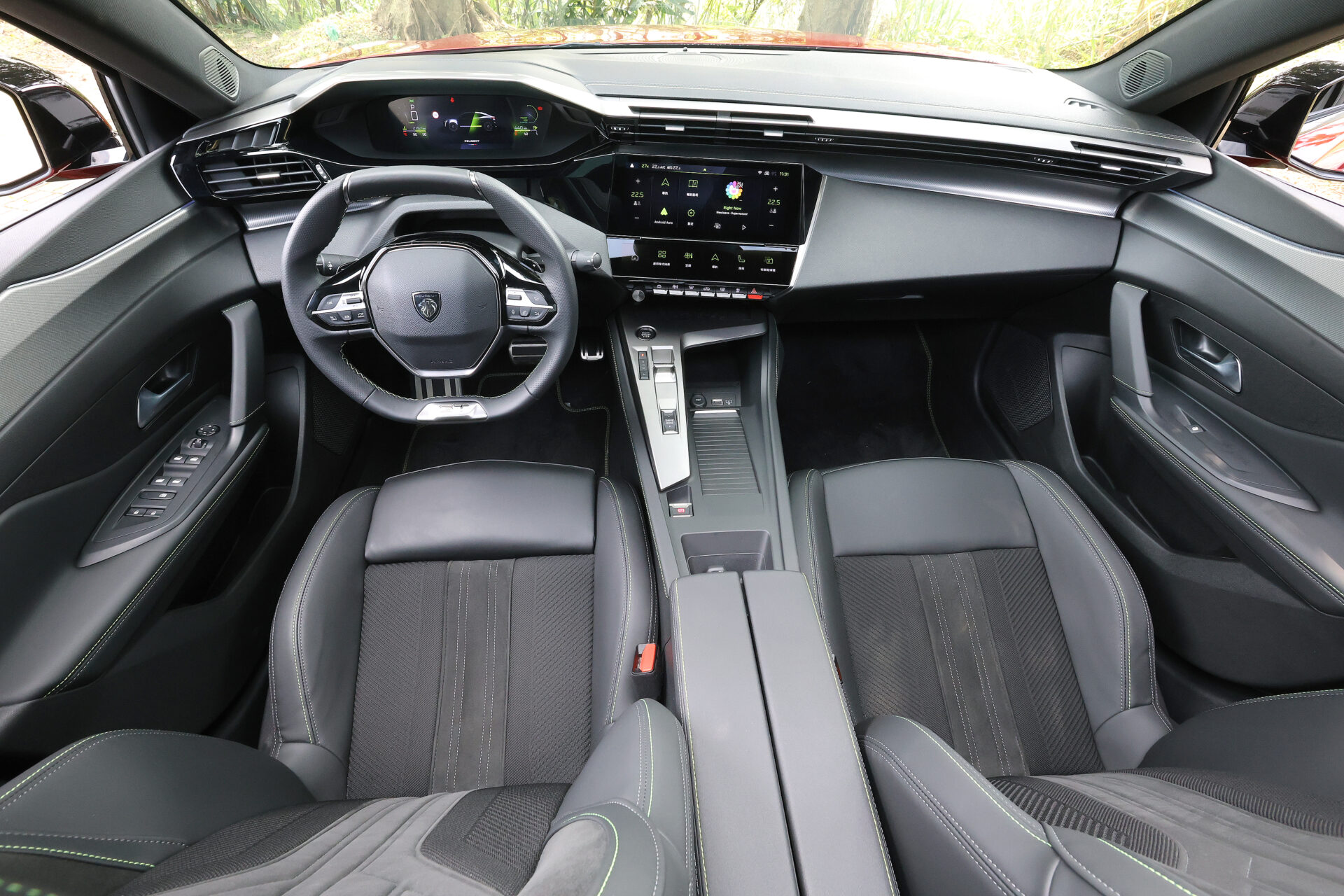 【一手試駕】躍升主力 Peugeot 408 Hybrid GT Premium Cielo | 車訊網 | 風生活 - 風傳媒