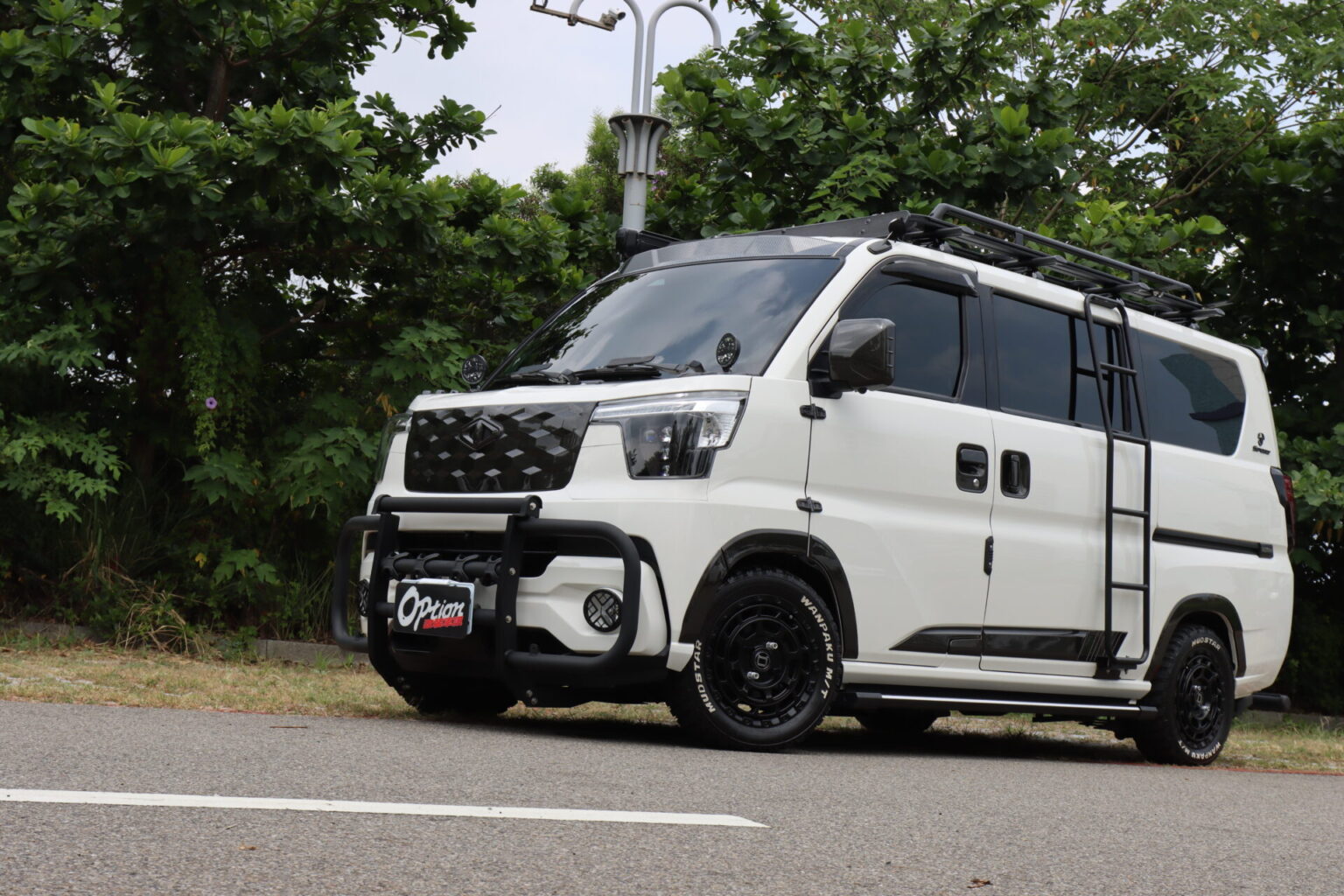 【改裝實戰】中華J Space越野風格現身(上) 新世代多用途箱車 | 改裝實戰 | CARNEWS