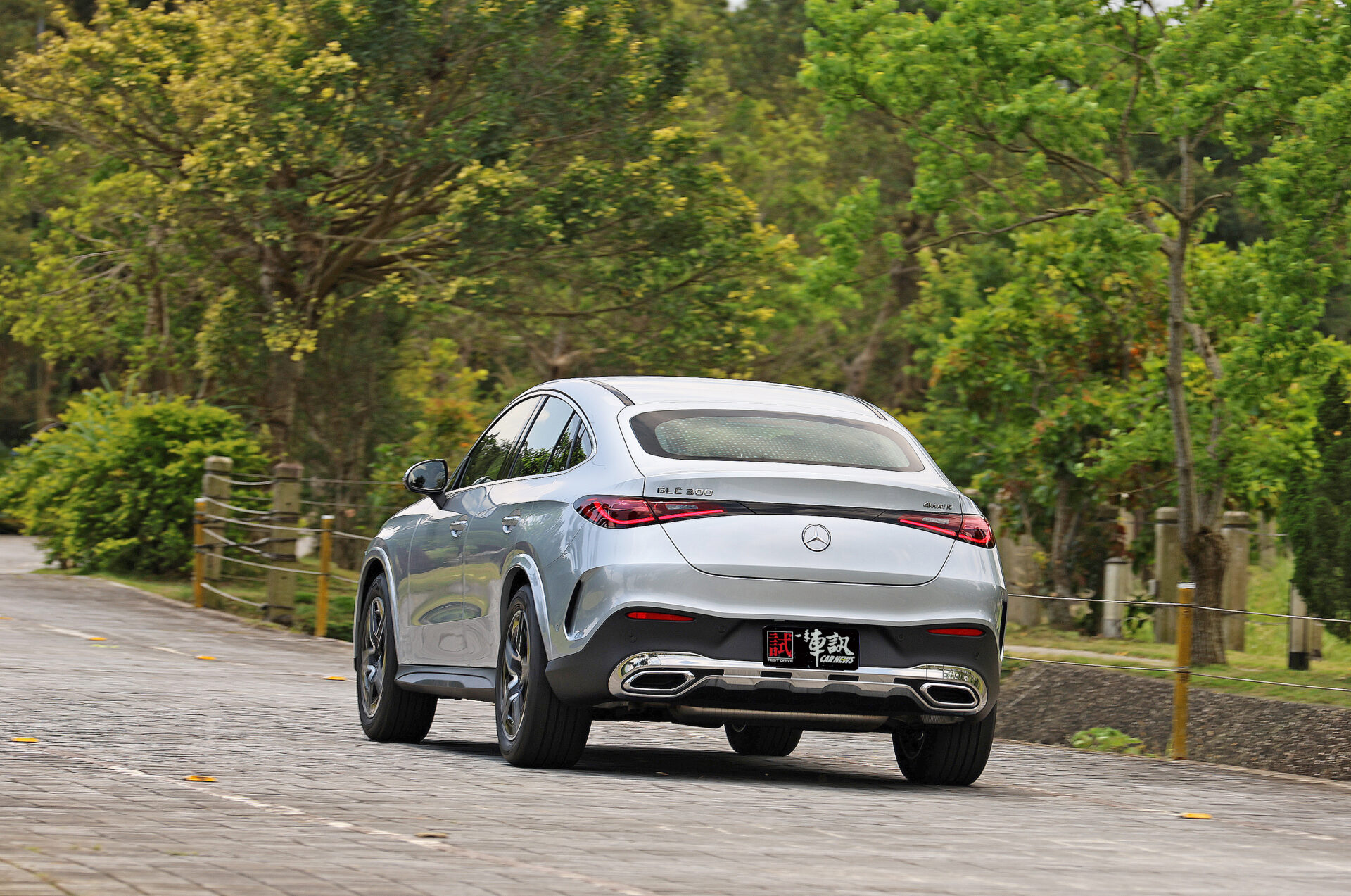 【一手試駕】豪華精進 Mercedes-Benz GLC 300 4Matic Coupe 2025年式 | 車訊網 | 風生活 - 風傳媒
